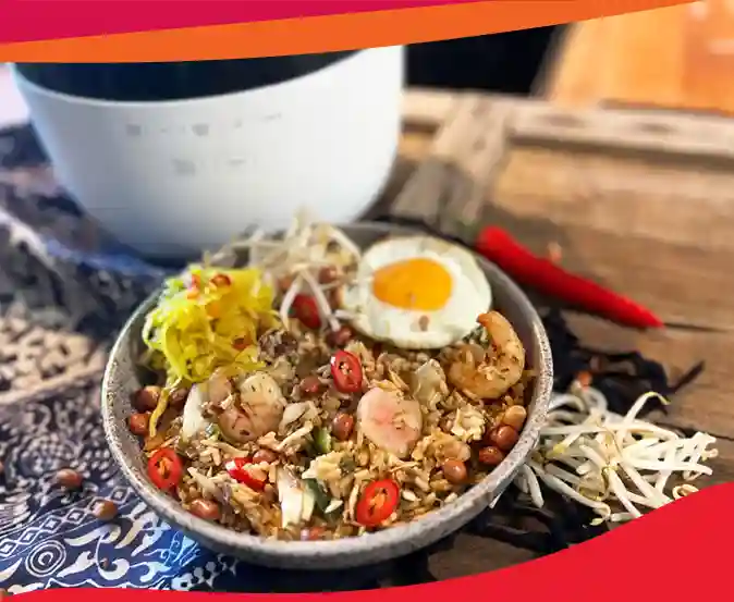 Instant Pot nasi goreng met garnalen, Surinaams-Javaanse stijl